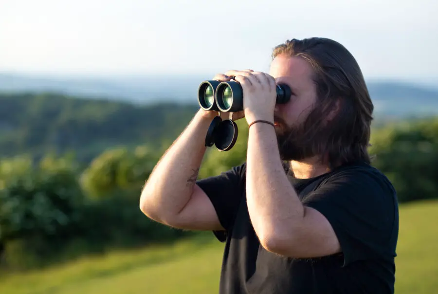 Binoculars Lens Coating — Types and Purposes - BinocularsDesk